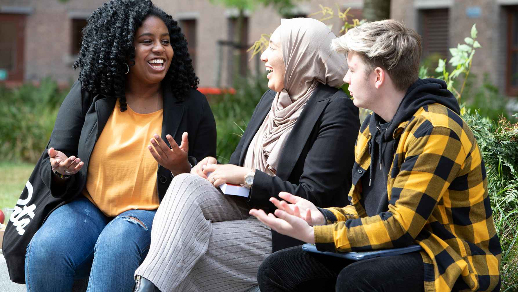 Ad Social Work deeltijd | als sociaal werker in 2 jaar je diploma | HvA